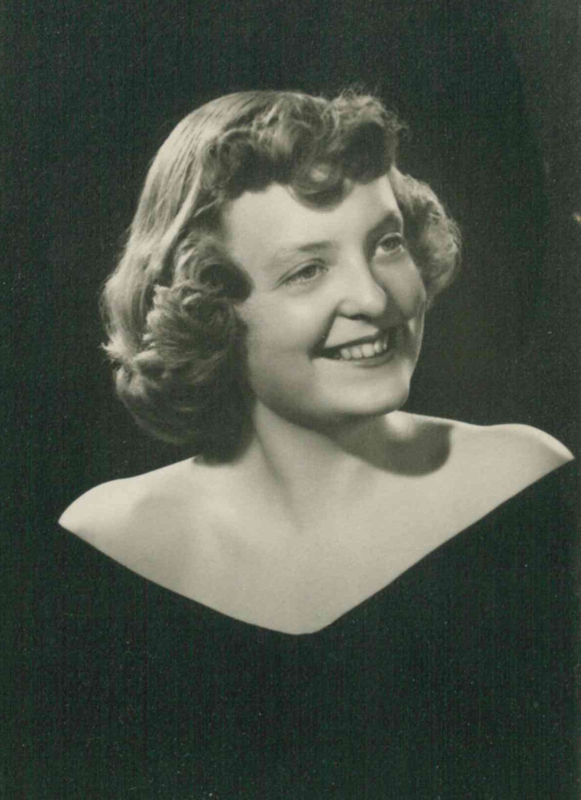 Joyce Mary Istvanek (Gail) – Casey Family Options Funerals & Cremations, LLC